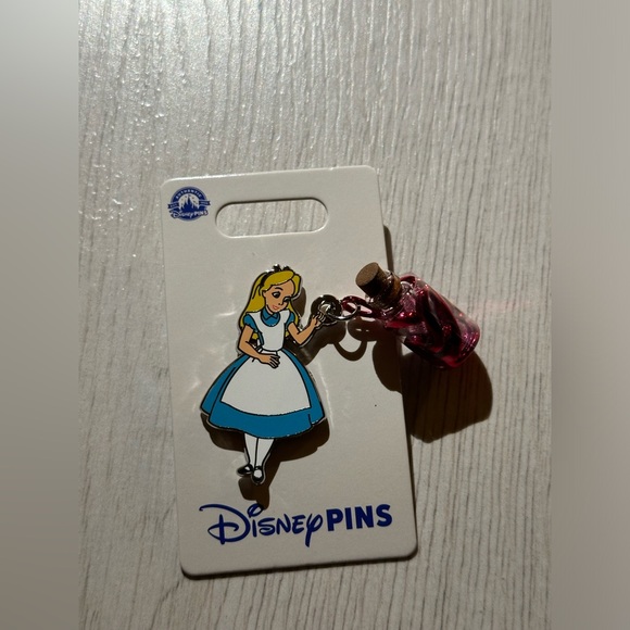 Disney | Accessories | New Disney Alice In Wonderland With Pink Dust ...